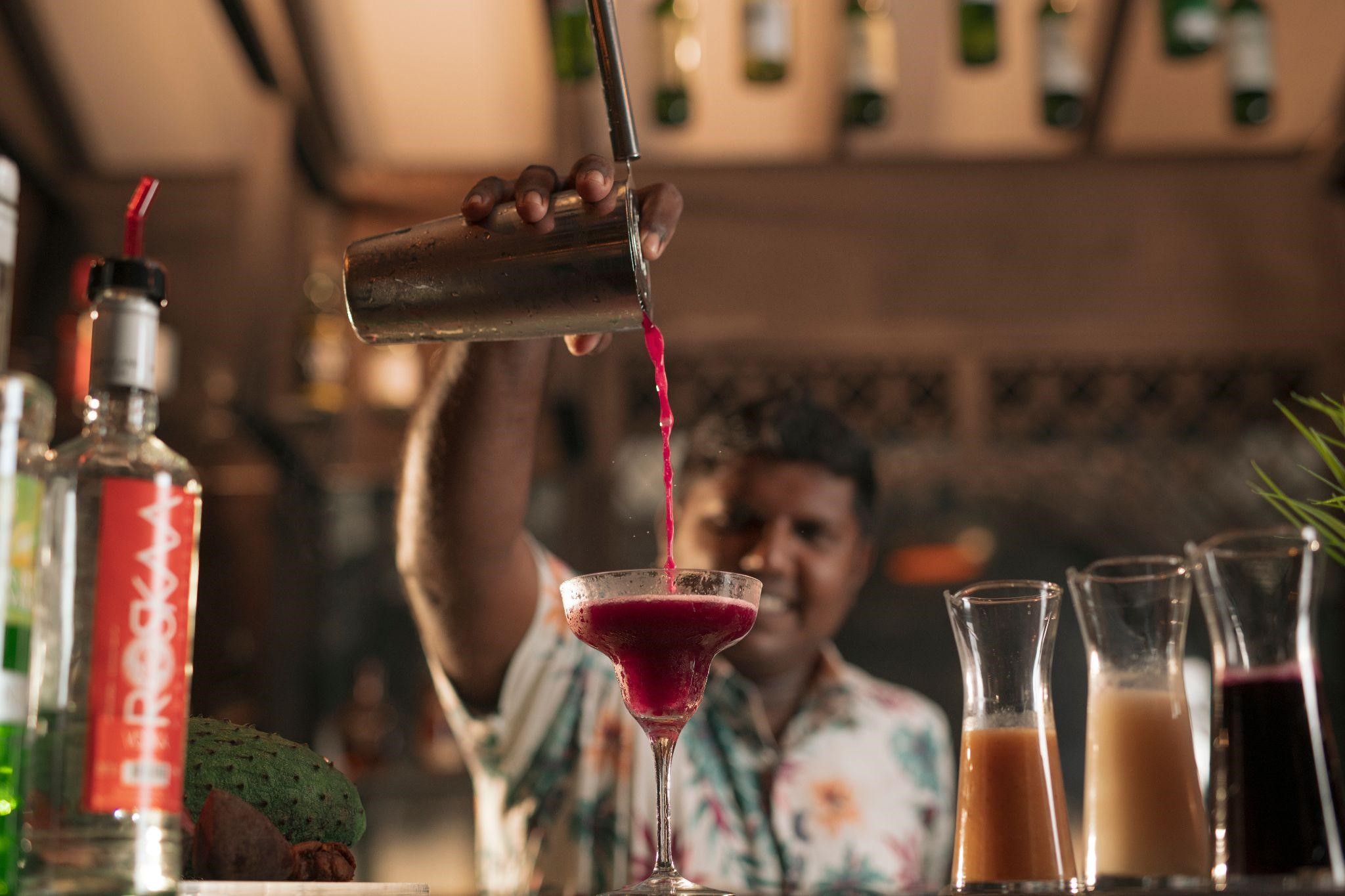 Club Hotel Dolphin, Negombo: A Fun-Filled Paradise for Travelers! – Yamu.lk