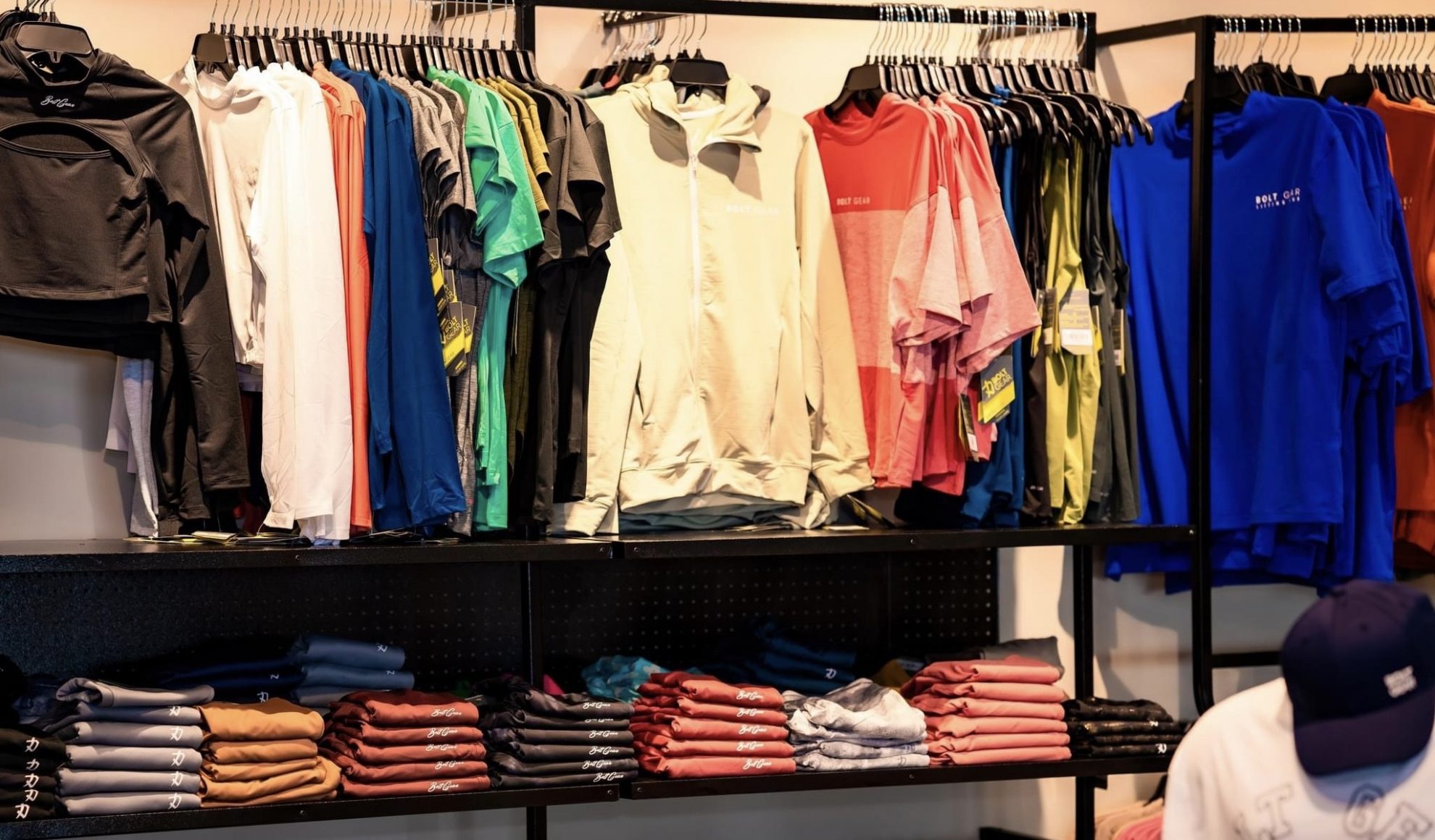 Bolt Gear’s Inaugural Store at One Galle Face Mall – Yamu.lk