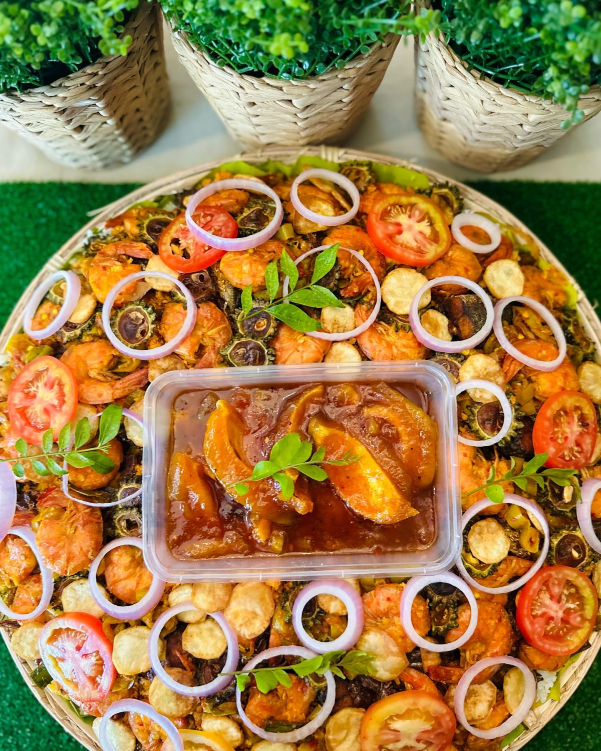 Seafood Watti Rice: A Flavorful Feast from Fathi’s Spice Attic – Yamu.lk