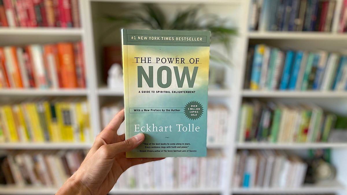 9 Must-Read Self-Help Books for Personal Growth – Yamu.lk